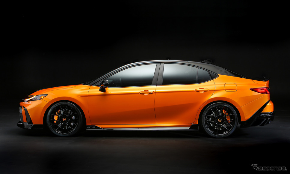 「逆輸入候補!?」カッコよすぎる『カムリ』がSNSで話題に、SEMAで公開「GT-Sコンセプト」の強烈デザイン | CARTUNEマガジン